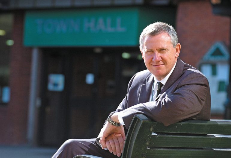 New crime fighter means business - The Redditch Standard