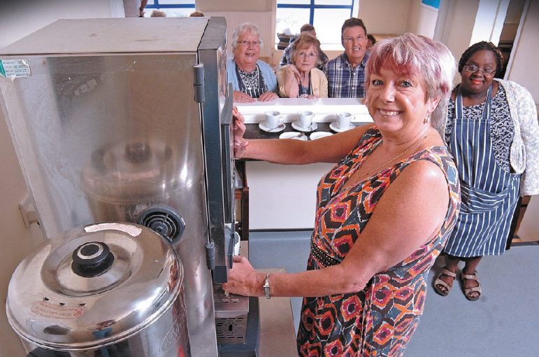 Redditch MP gives new coffee shop the thumbs up - The Redditch Standard