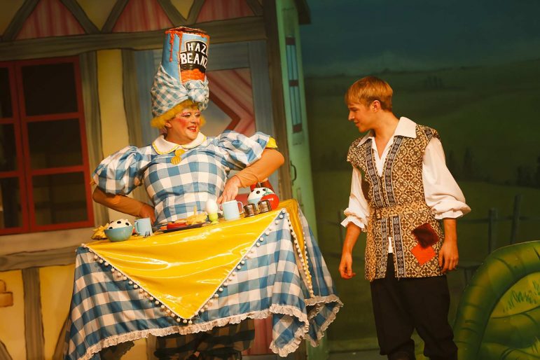 It's that good - Redditch's Palace Theatre panto rivals the best in the ...