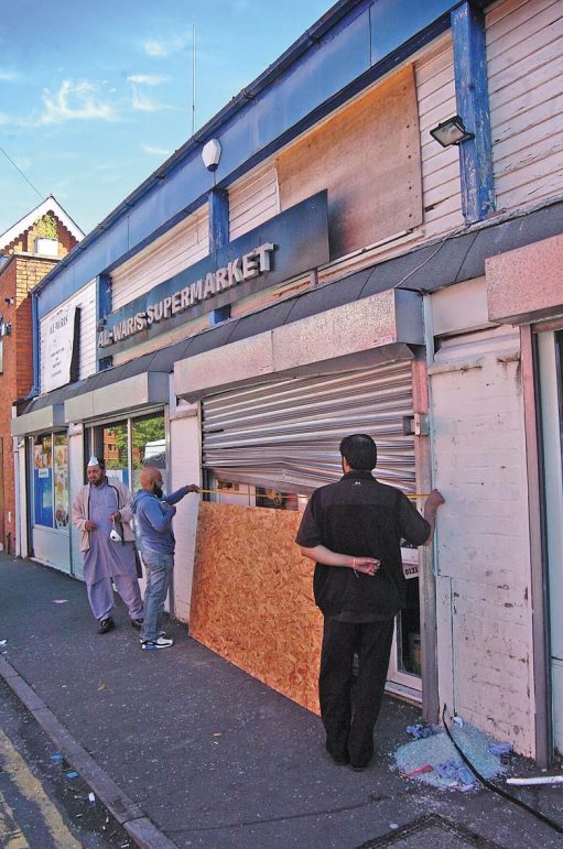 A fire has torn through a supermarket in Redditch and took four crews ...