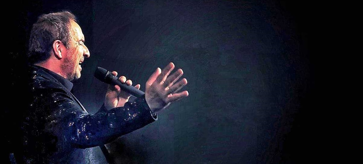 What a beautiful noise - Neil Diamond tribute coming to the Palace ...