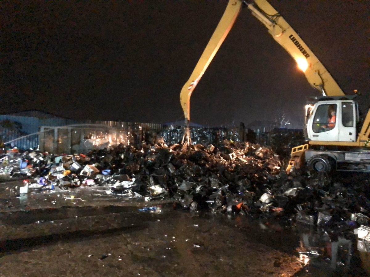 30 firefighters battle Redditch industrial estate blaze through the ...