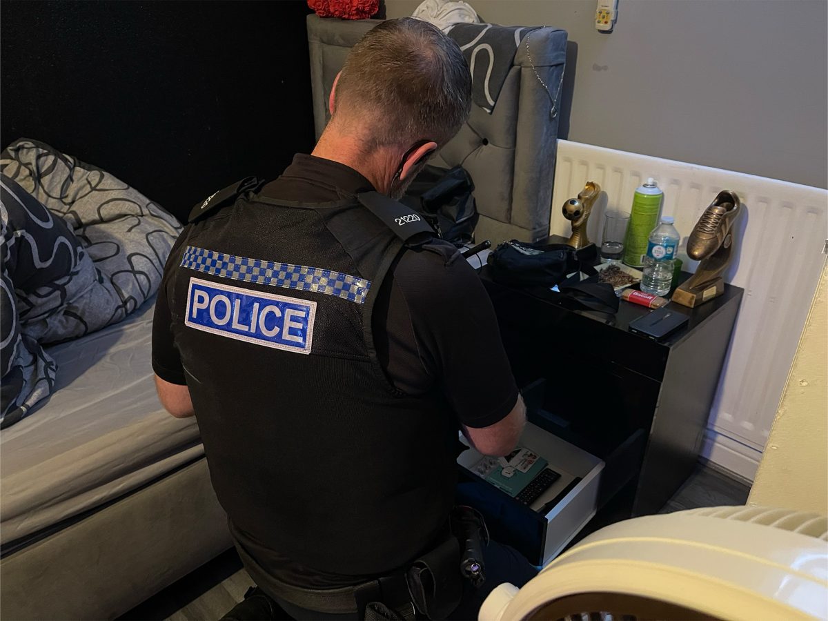 Three men charged with drug dealing offences in Redditch - The Redditch ...