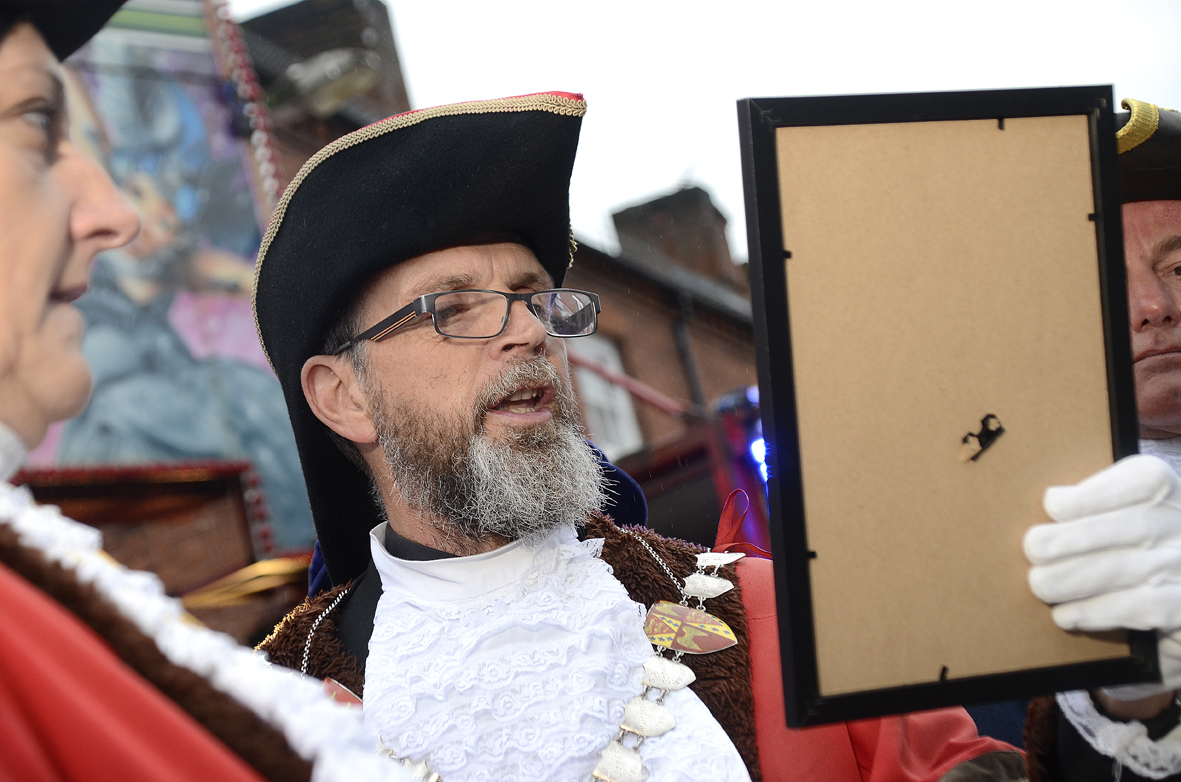 All the fun of the fair at Alcester mop - The Redditch Standard