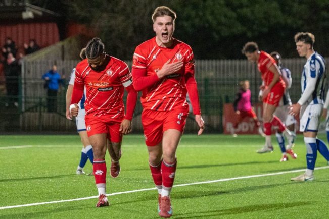 FOOTBALL - Redditch United stage late comeback to beat West Bromwich ...